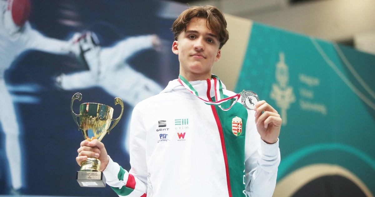 Vívás: Bodor Áron és a leány tőrcsapat is ezüstérmes a budapesti ...